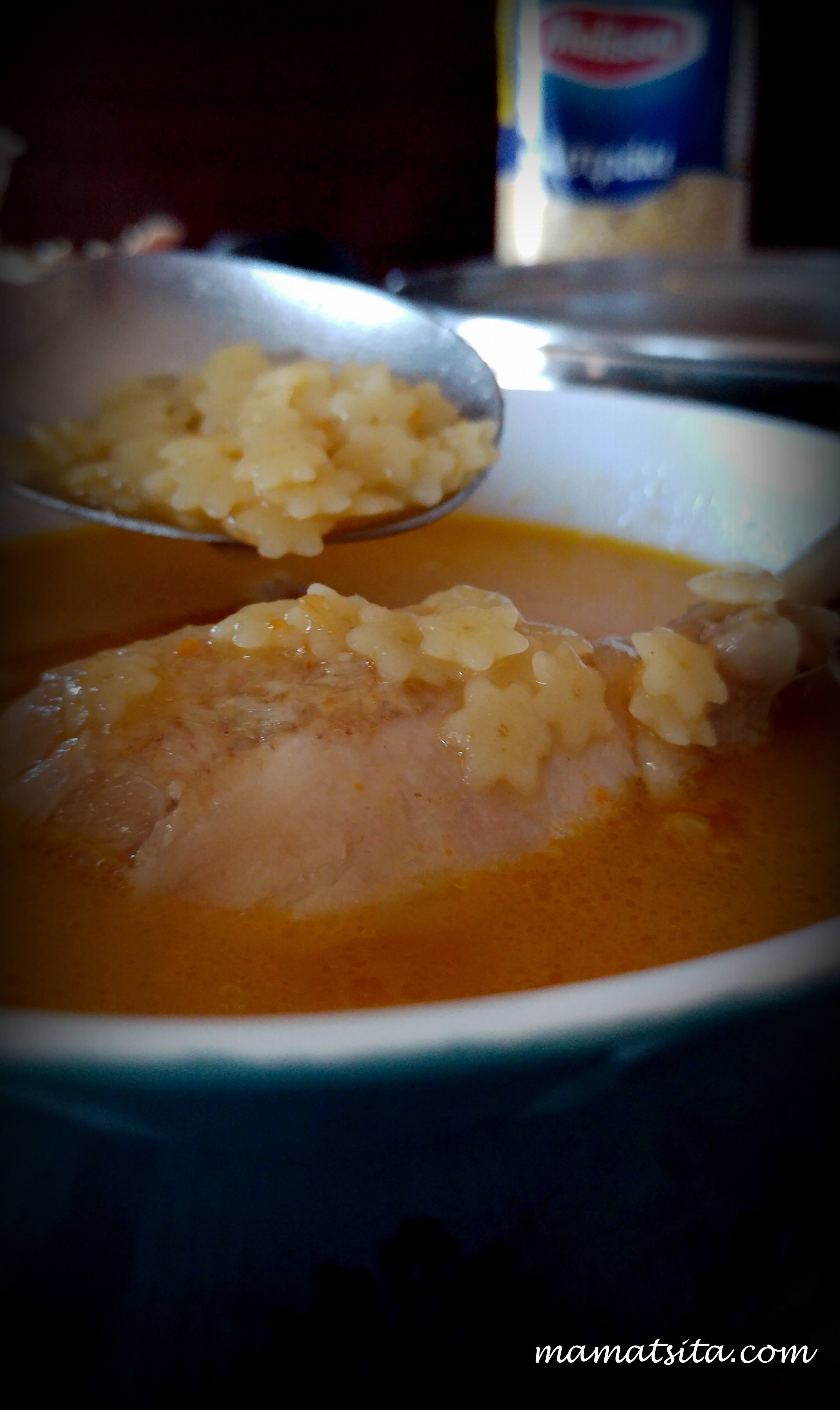 Κοτόσουπα - συνταγή mamatsita.com homemade recipes